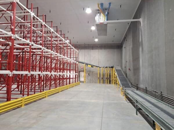 Complete Guide to End of Arm Tooling (EOAT) | RMH Systems